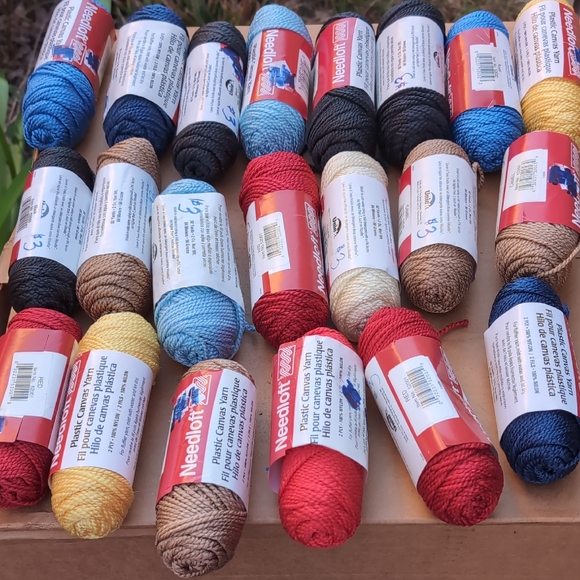 needloft | Office | Needloft Plastic Canvas Craft Yarn Assortment Lot ...